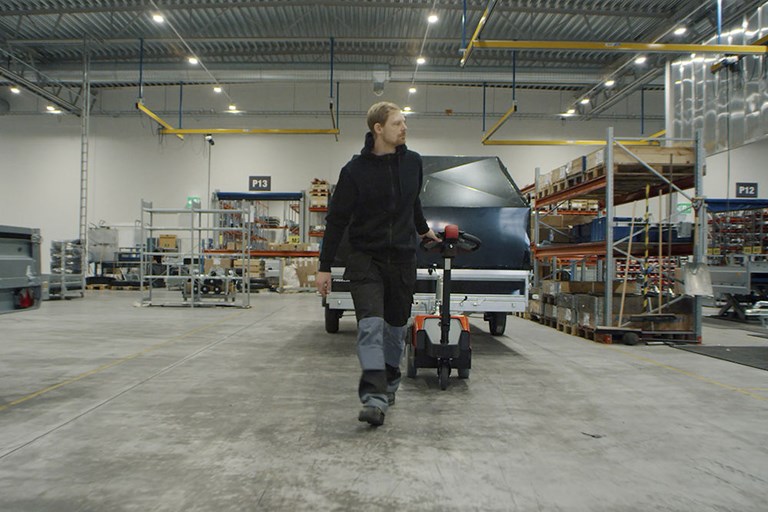 Chariots tracteurs à conducteur accompagnant 1,2 à 2T TOYOTA Tracto ...